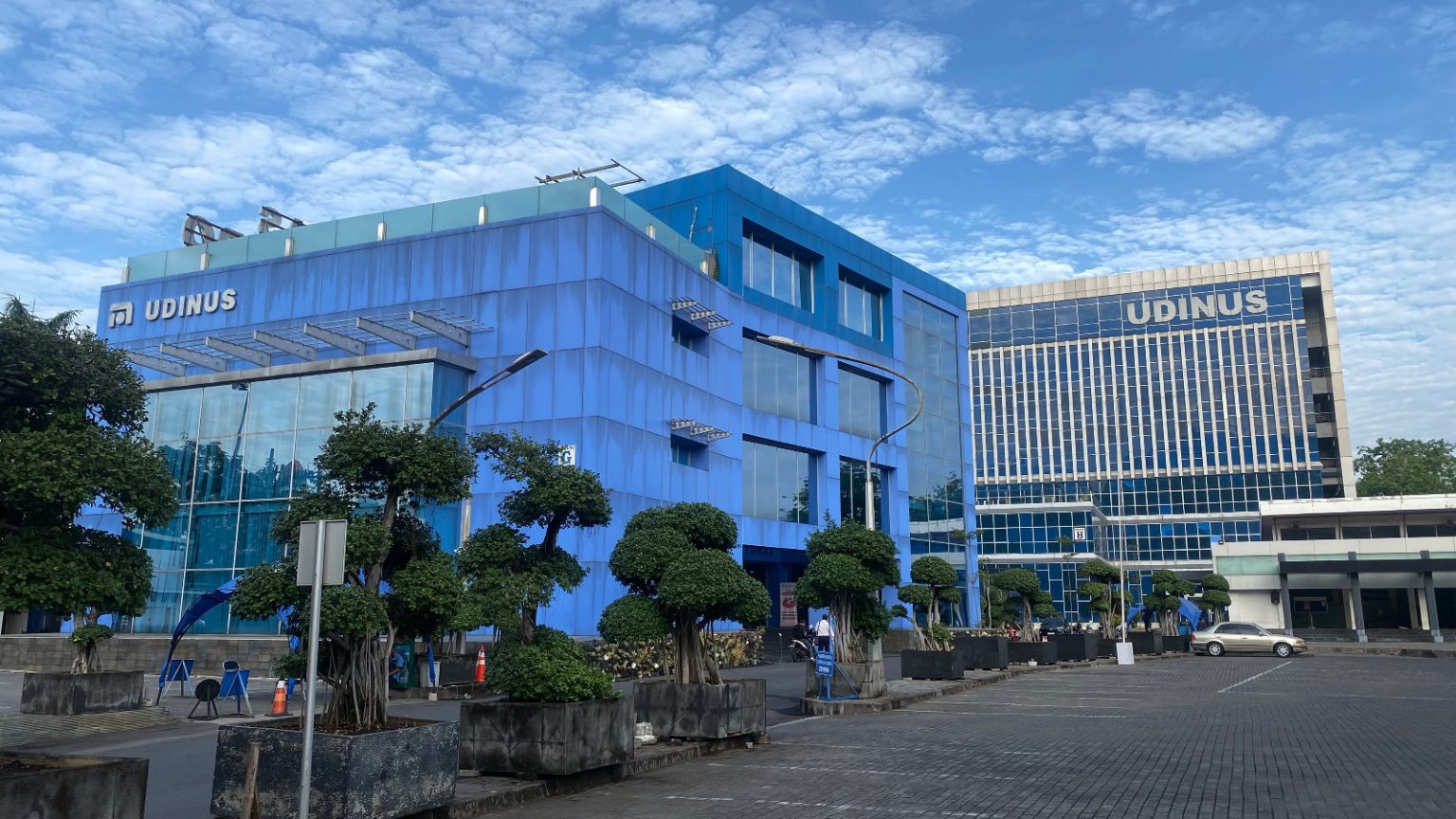 Universitas Dian Nuswantoro Raih Peringkat di QS World University ...
