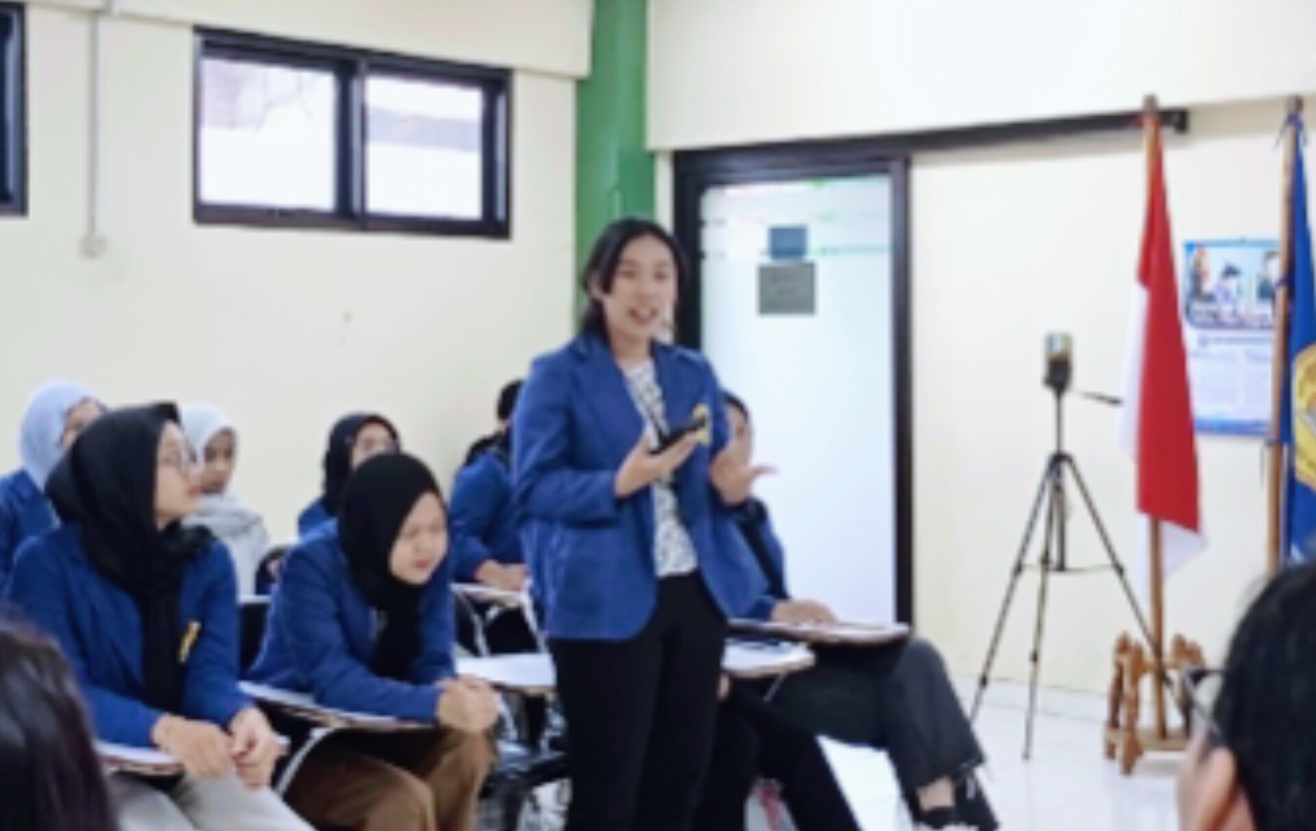 Dewan Mahasiswa Fakultas Psikologi Universitas Semarang Gelar Dialog ...