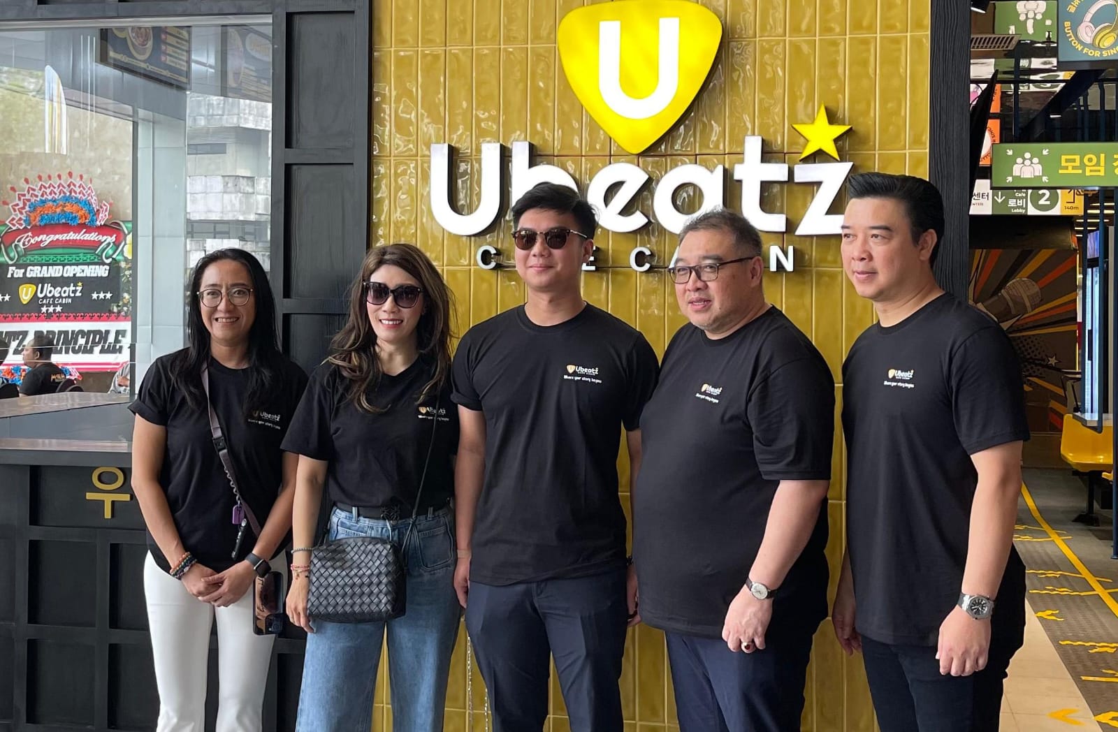 Nongkrong Lebih Asik! UbeatZ Café Cabin Tawarkan Sensasi Ngopi dengan ...
